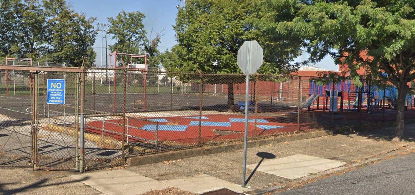 City officials hold community meeting regarding status of three River ...